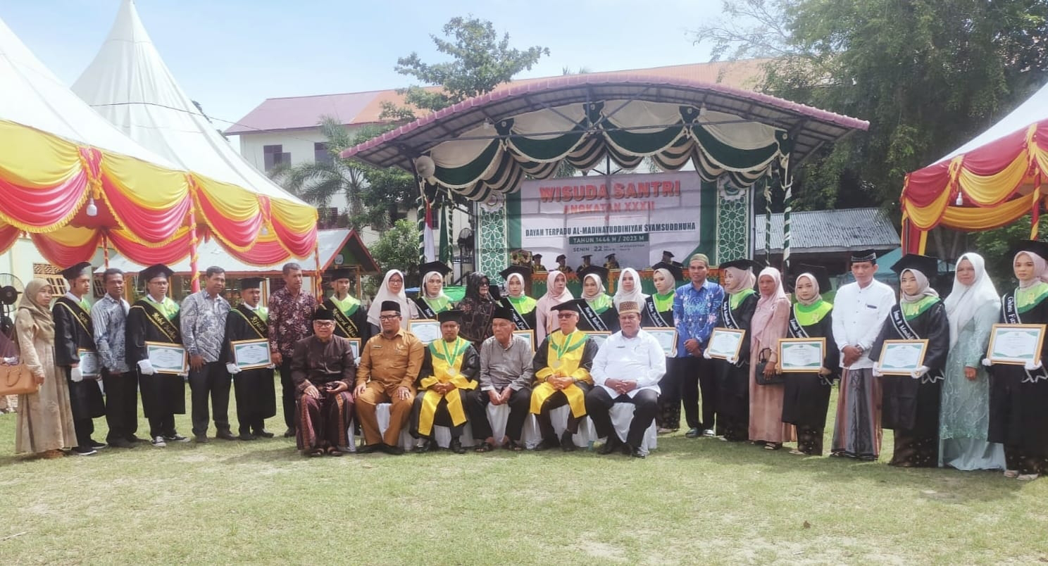 Hadiri Wisuda, Kasi PD Pontren Kankemenag Aceh Utara Apresiasi Dayah ... Hadiri Wisuda, Kasi PD Pontren Kankemenag Aceh Utara Apresiasi Dayah ...