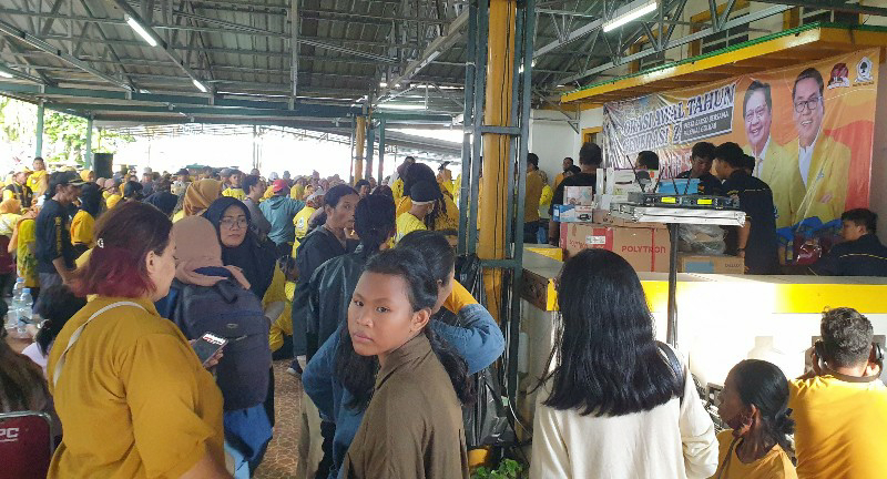 Gandeng Milenial Berdayakan UMKM, Golkar DIY Gelar Pesta Besanan Bakso Gandeng Milenial Berdayakan UMKM, Golkar DIY Gelar Pesta Besanan Bakso