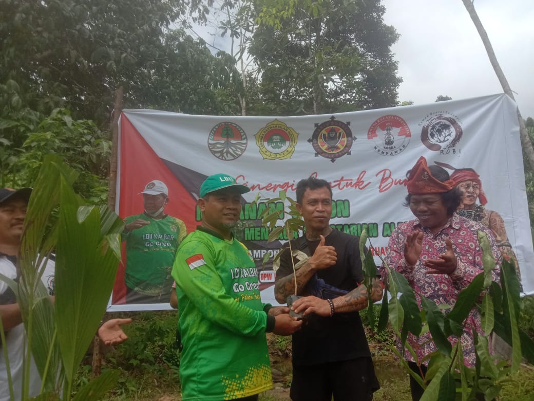 Panglima Jilah, Pemimpin Besar Pasukan Merah TBBR yang Peduli ... Panglima Jilah, Pemimpin Besar Pasukan Merah TBBR yang Peduli ...