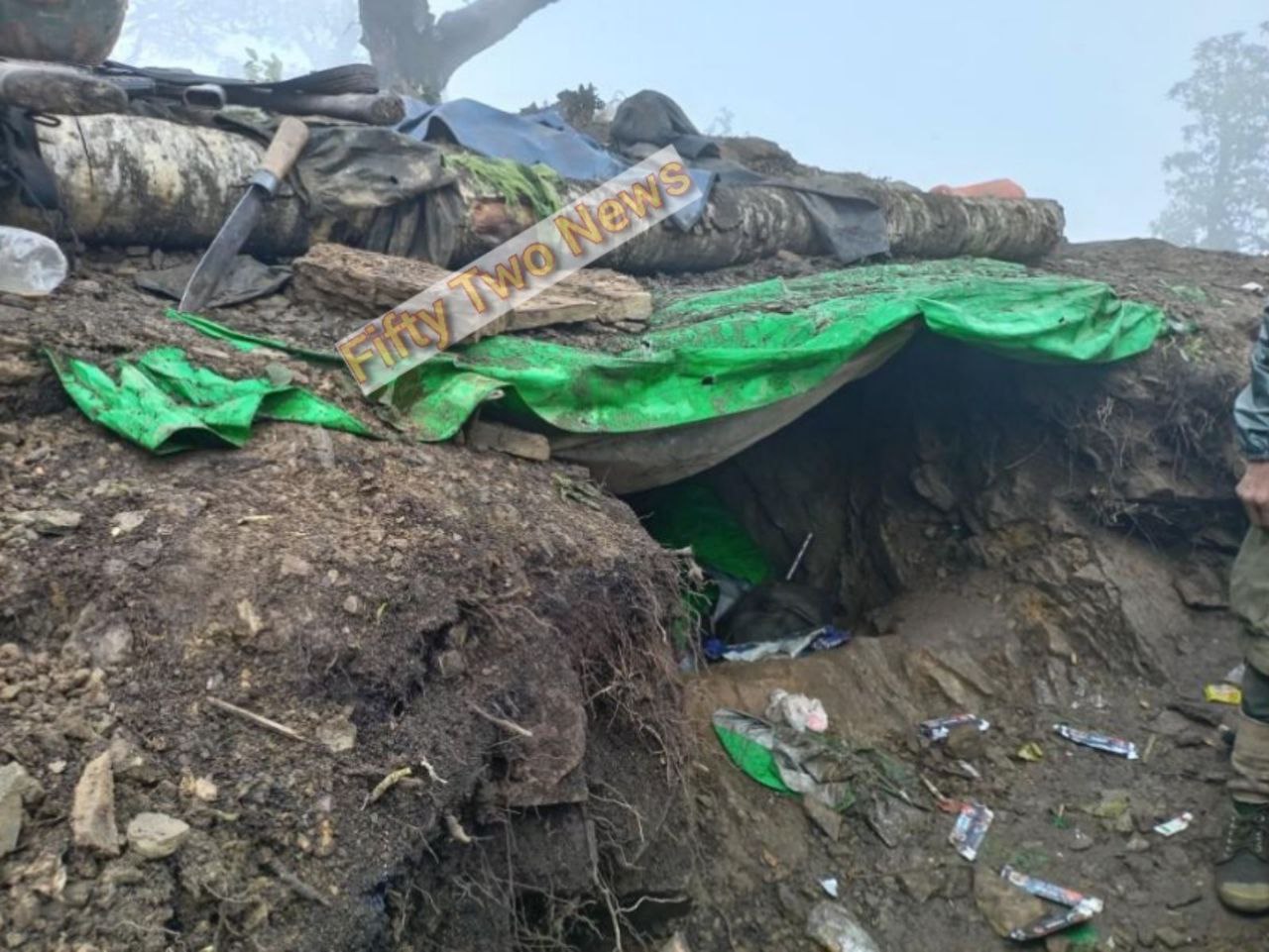 Myanmarnationalpost အမေရိကန်နိုင်ငံထုတ် ကာဘိုင်များ ကိုင်ဆောင်ထားသည့