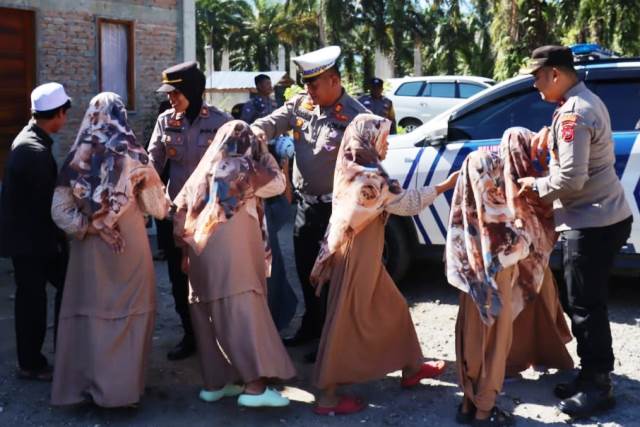 Jajaran Polres Pasaman Barat Bakti Sosial - Kiprah Kita Jajaran Polres Pasaman Barat Bakti Sosial - Kiprah Kita