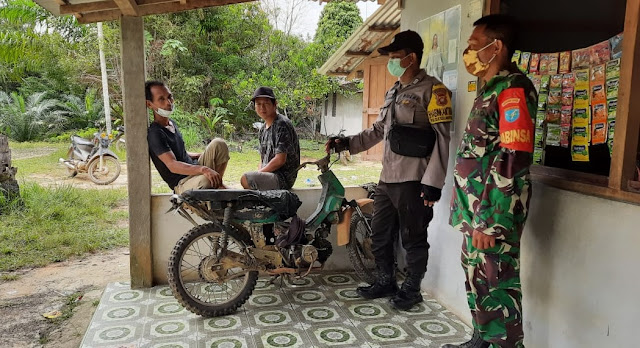 Bhabinkamtibmas Polsek Kelam Permai, Sambang Warga Dan Berikan Himbauan ... Bhabinkamtibmas Polsek Kelam Permai, Sambang Warga Dan Berikan Himbauan ...